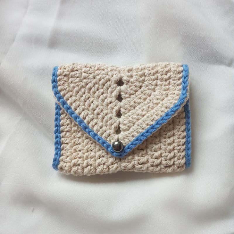 Jual Vol. 2 ULFA Mini Crochet Wallet - Dompet Rajut Mini Desain Cantik ...