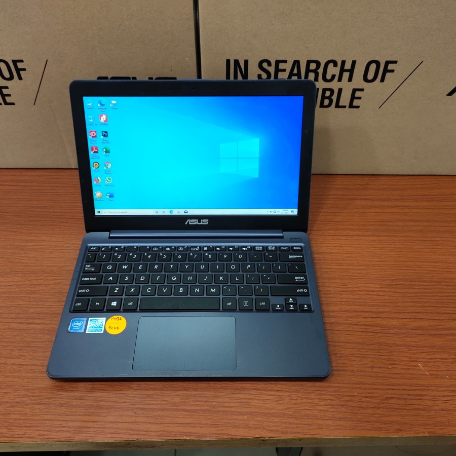 Jual Laptop Notebook Asus E203M N4000 RAM 2GB HDD 500GB 11.6inch ...