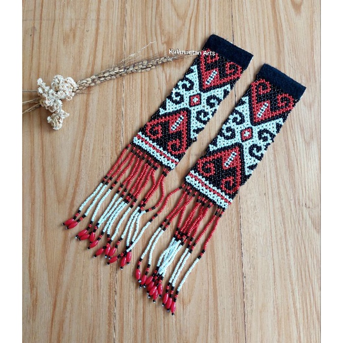Jual Gelang Kalimantan/ Gelang Manik Rumbai Dayak | Shopee Indonesia