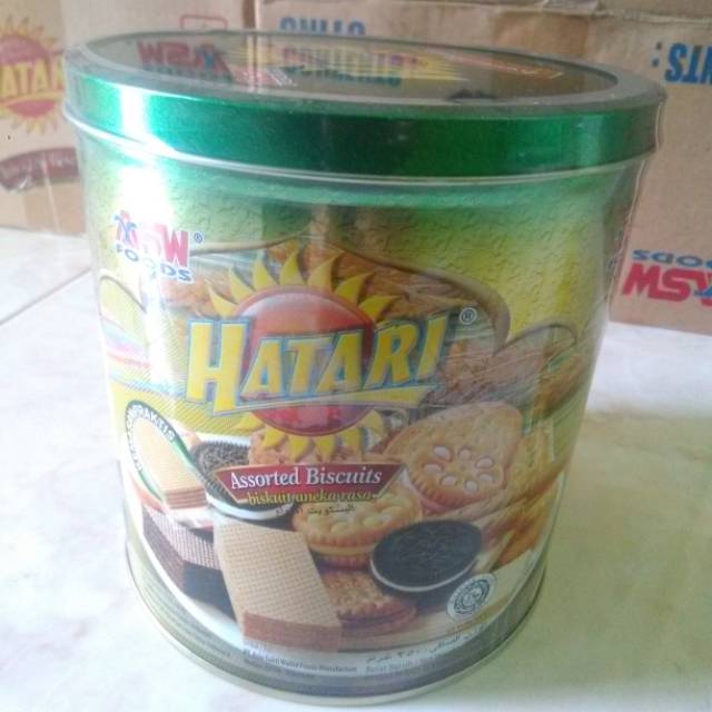Jual Hatari assorted biscuit kaleng 350gr /biskuit aneka rasa | Shopee ...