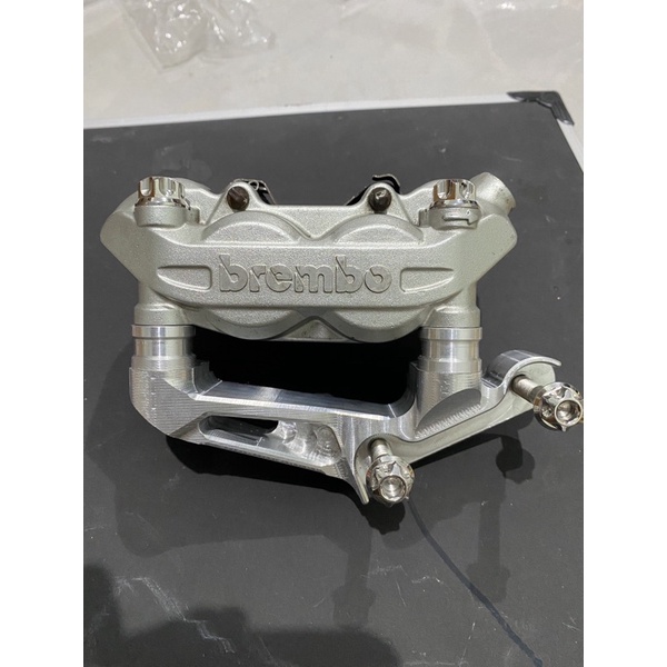 Jual kaliper Brembo radial 4p original kaliper Brembo copotan moge radial 4piston set breket pnp ...