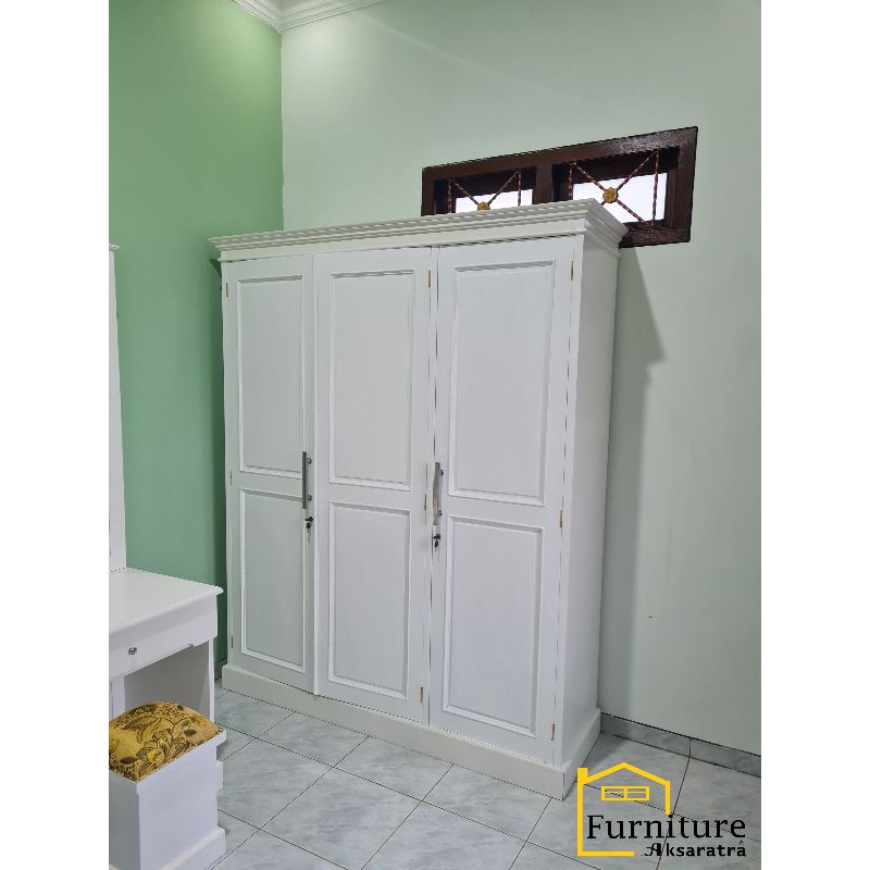 Jual Almari pakaian 3 pintu buka tutup ( Lemari 3 pintu Minimalis ...