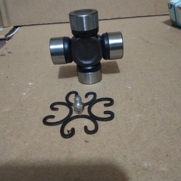 Jual Dijual CROSS JOINT JOINT KOPEL COPEL ISUZU PANTHER 25 2.5 2500cc ...