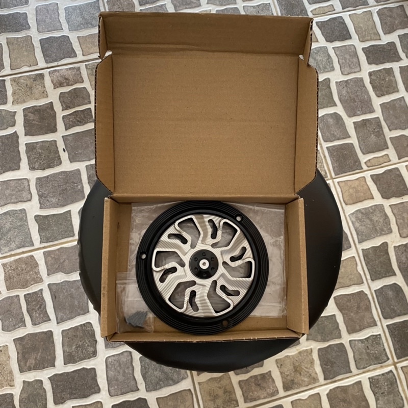 Jual Cover Fan Spinner CNC Vol. 2 Chrome on Black Modern Vespa Matic ...