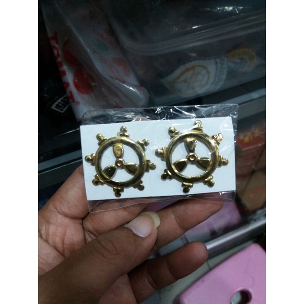 Jual Monogram Kerah Baling-baling | kopsteken Pelayaran | Shopee Indonesia