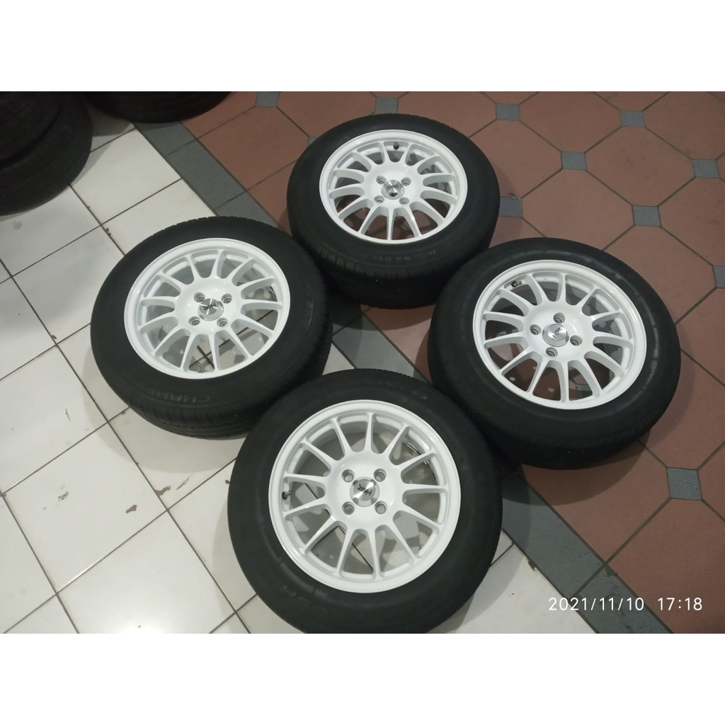 Jual velg mobil bekas ring 15 copotan racing yaris plus ban 185 65 r15 lubang baut 4x100 warna ...
