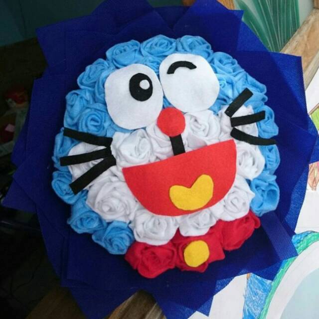 Jual BUKET/BUCKET Karakter DORAEMON ( bisa request warna/bentuk ...