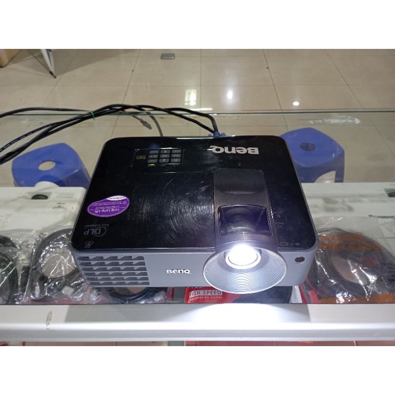 Jual proyektor second / proyektor BenQ Ms502 terang | Shopee Indonesia