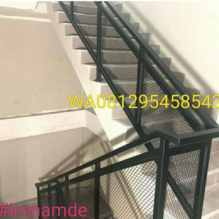Jual Tangga Lipat Railing Tangga Minimalis Modern Ram Expanda | Shopee ...