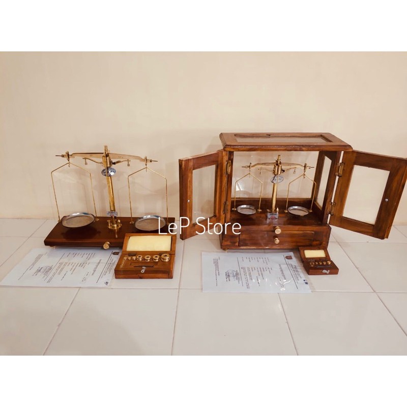 Jual Timbangan Obat Apotek Farmasi Gram dan Miligram 1 set Free packing ...
