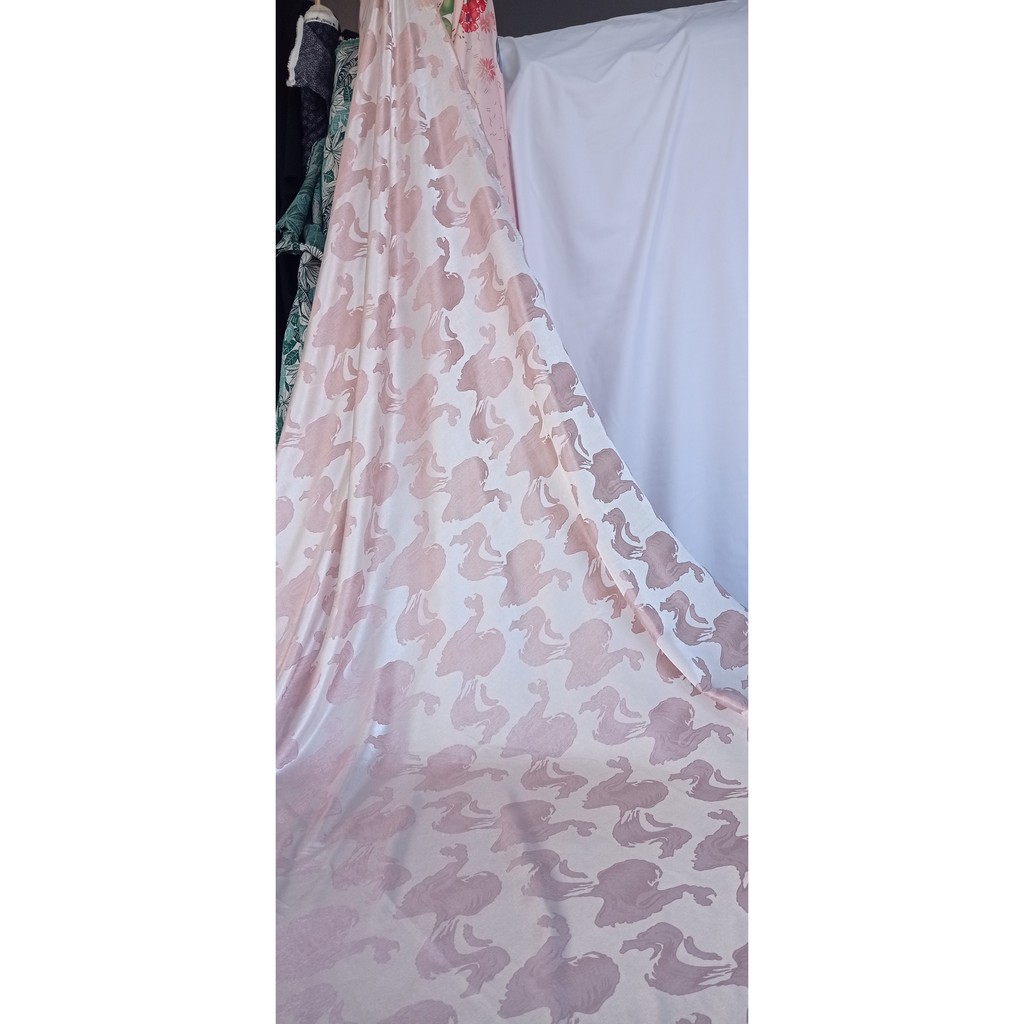 Jual kain maxmara motif embouse - harga per satu meter | Shopee Indonesia