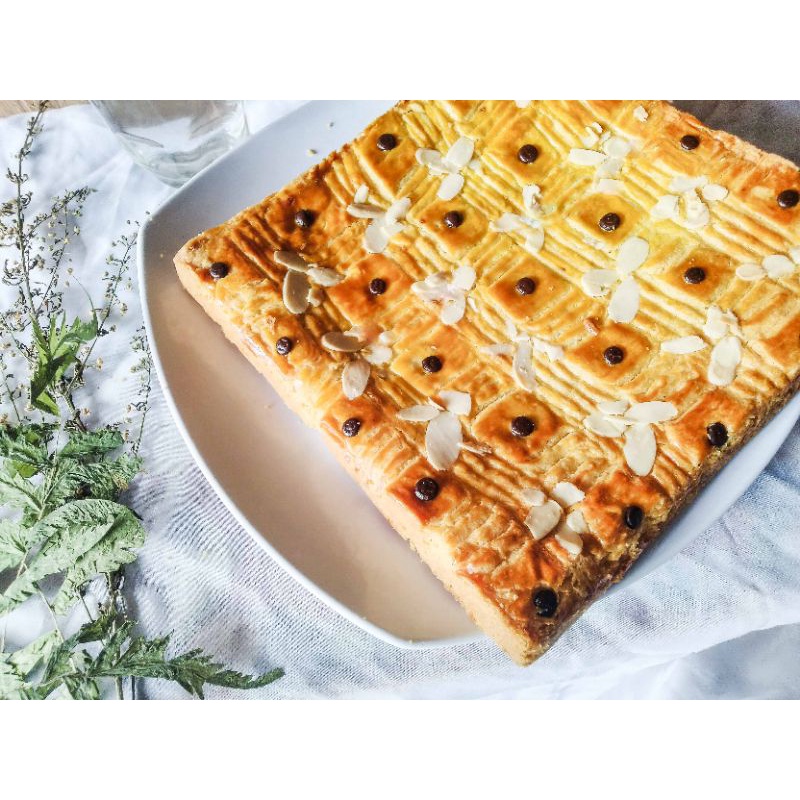 Jual Lekker Holland/Botterkoek Fayola Cake uk. 20x20cm | Shopee Indonesia