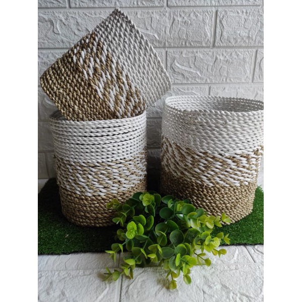 Jual pot mini loly anyam set 3 in 1 / pot anyam set 3 / pot seagrass ...