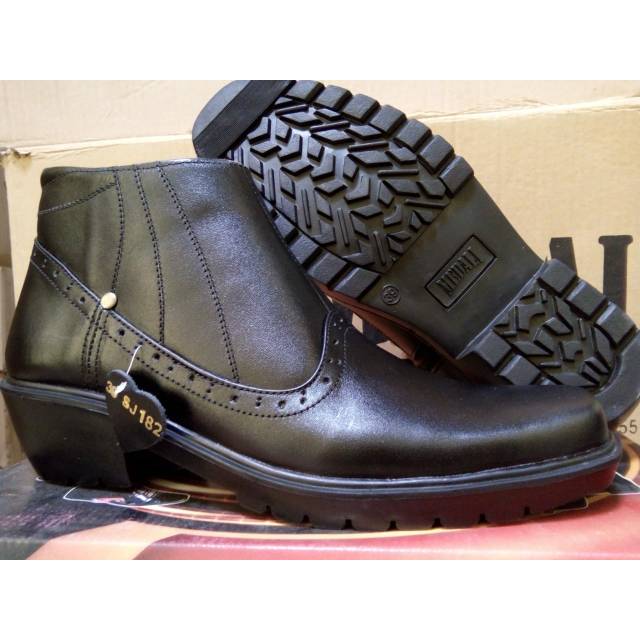 Jual SEPATU KULIT PDH BOOTS PRIA SEPATU MEDALI POLRI/POLISI/TNI/SATPAM ...