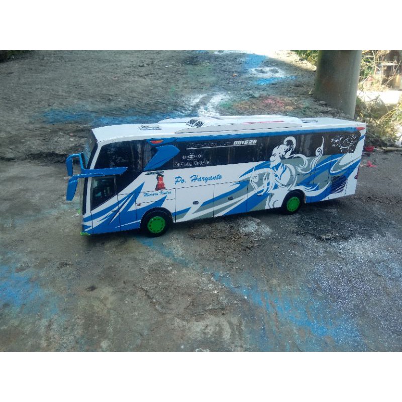 Jual miniatur bus sederhana skala 30 | Shopee Indonesia