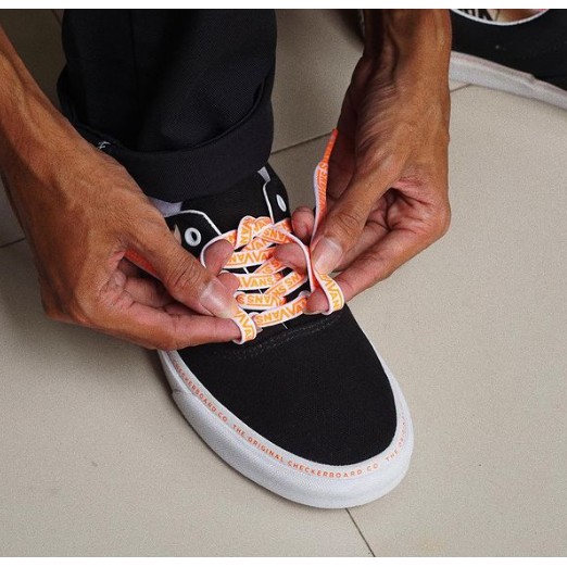 Jual -VANS- -Era- Lettering OTW Black/White | Shopee Indonesia