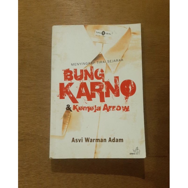 Jual BUNG KARNO & KEMEJA ARROW (ASVI WARMAN ADAM) | Shopee Indonesia Jual BUNG KARNO & KEMEJA ARROW (ASVI WARMAN ADAM) | Shopee Indonesia
