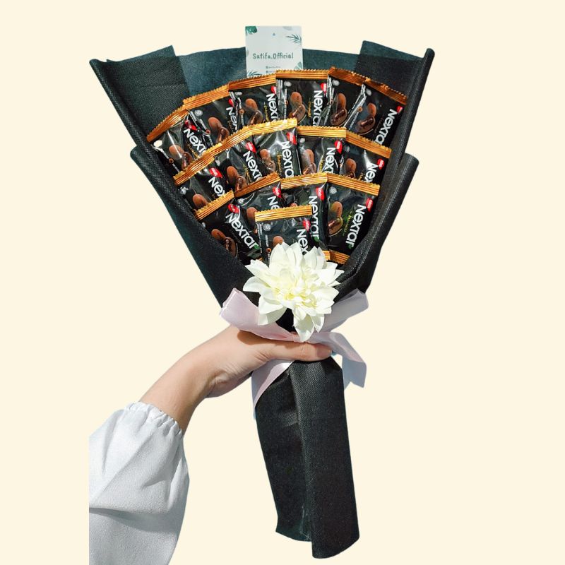 Jual Buket Nextar Jajanan Hadiah Wisuda | Buket Jajan Snack Coklat ...