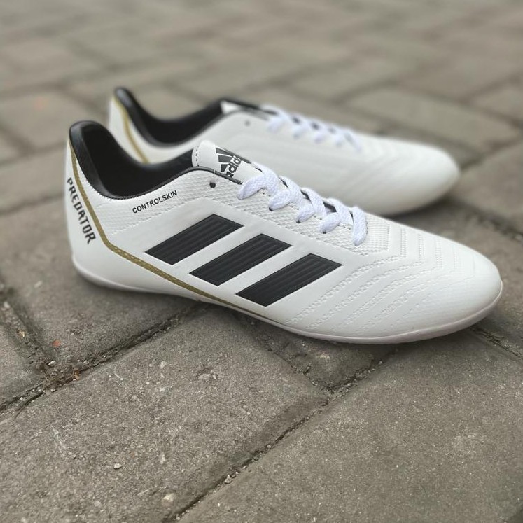 Jual Sepatu futsal adidas predator Control skin reborn putih original ...
