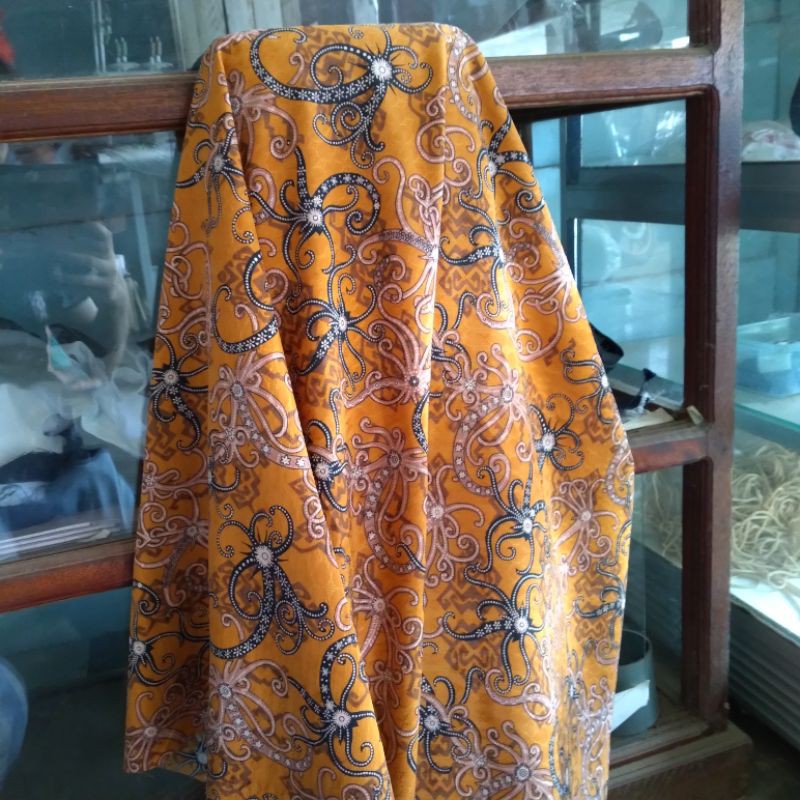 Jual Batik Khas Kalimantan Barat KALBAR Batik coklat Dayak batik Etnik ...