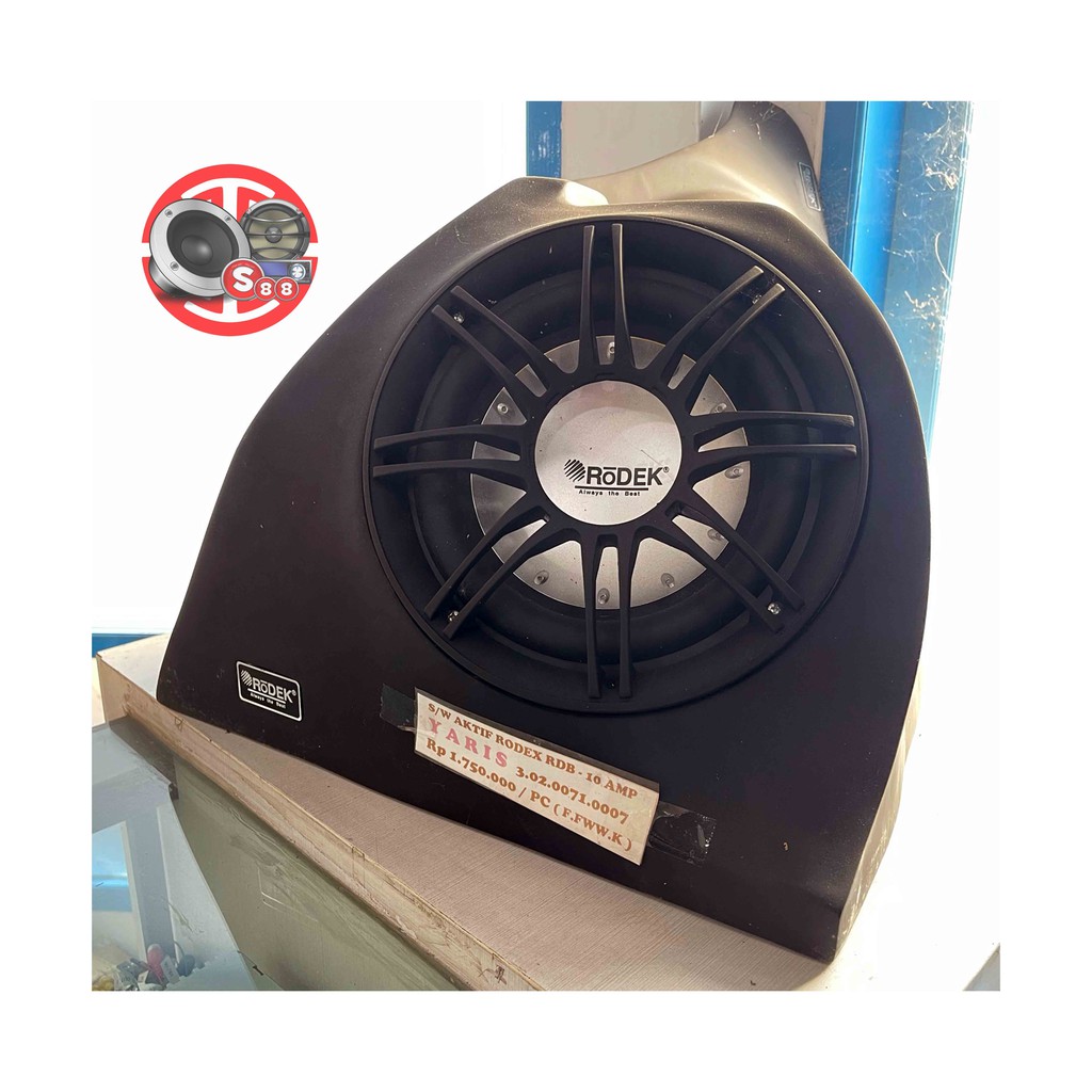 Jual Rodek Subwoofer Aktif 10 inch OEM Fit Toyota Yaris Hitam | Shopee ...