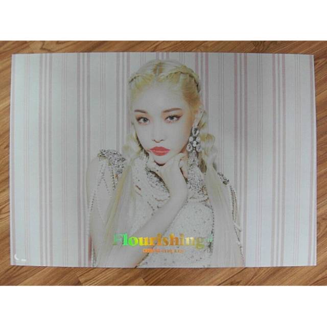 Jual [Official Poster] Chungha (Kim Chung Ha) - Flourishing (Snapping ...