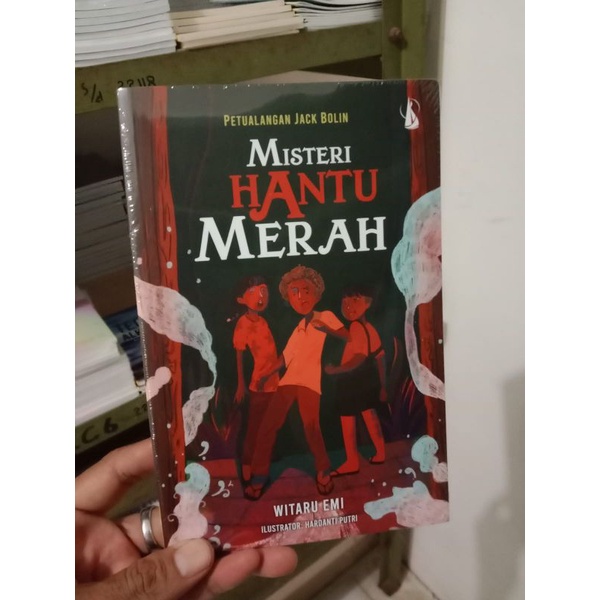 Jual BUKU MISTERI HANTU MERAH PETUALANGAN JACK BOLIN | Shopee Indonesia