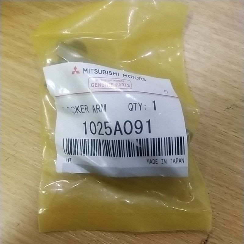 Jual Rocker Arm pelatuk klep mitshubisi pajero sport triton | Shopee ...
