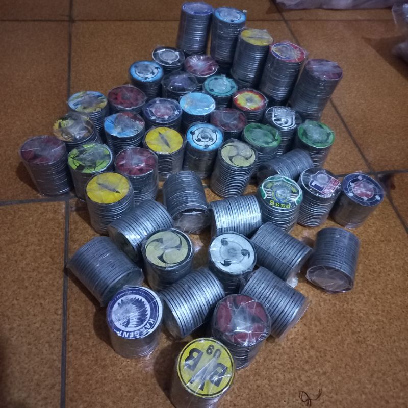 Jual Mainan Tazos Gacoan isi 18 pcs /Tajos king /Tazos Raja/Tazos Bogem ...