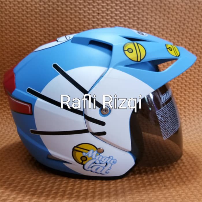 Jual Helm Motor Takira Motif DORAEMON warna Biru Muda | Shopee Indonesia
