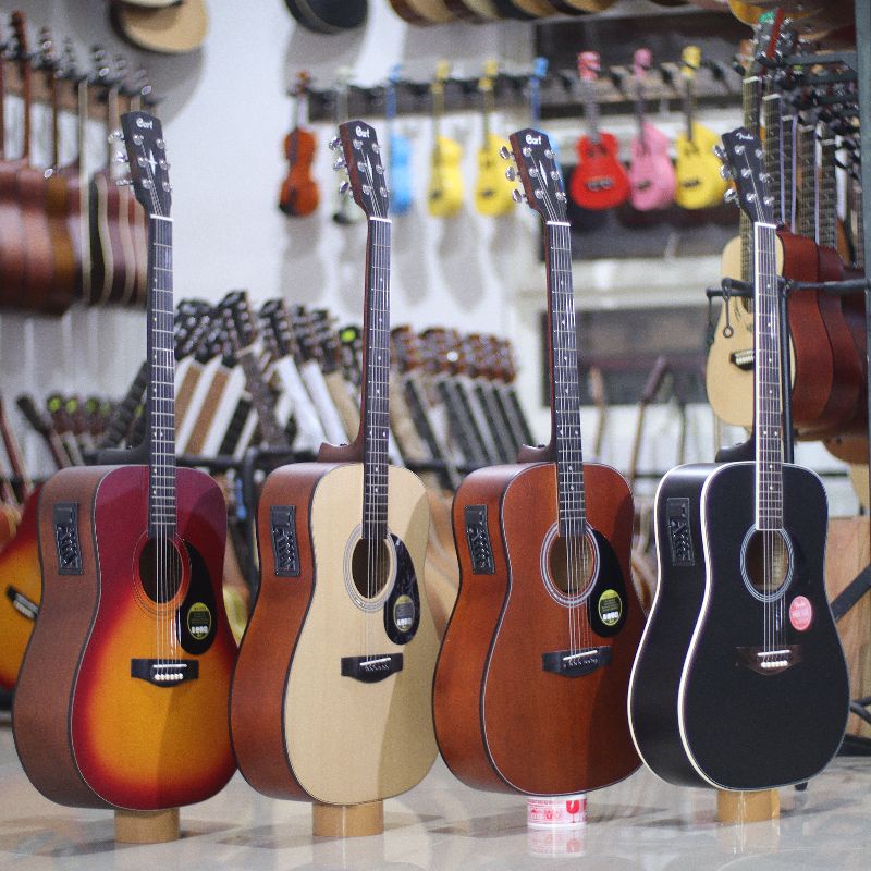 Jual Gitar akustik jumbo semi elektrik Bonus lengkap | Shopee Indonesia