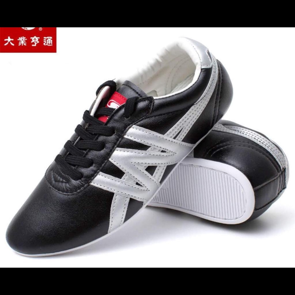 Jual Sepatu wushu daye model lama | Shopee Indonesia
