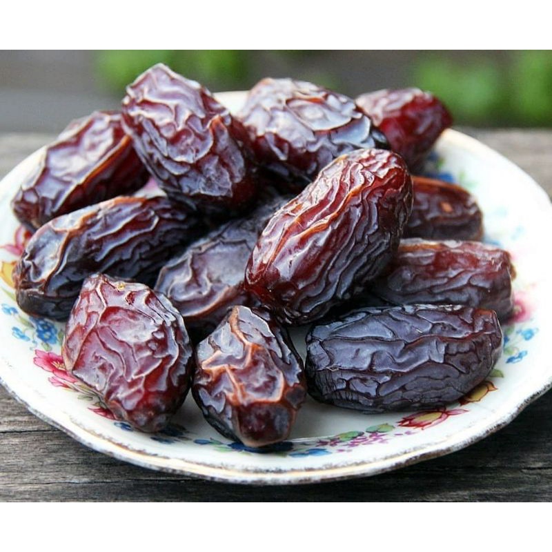 Jual Kurma Jumbo medjool 1kg/Kurma medjool/Kurma medjool murah | Shopee ...