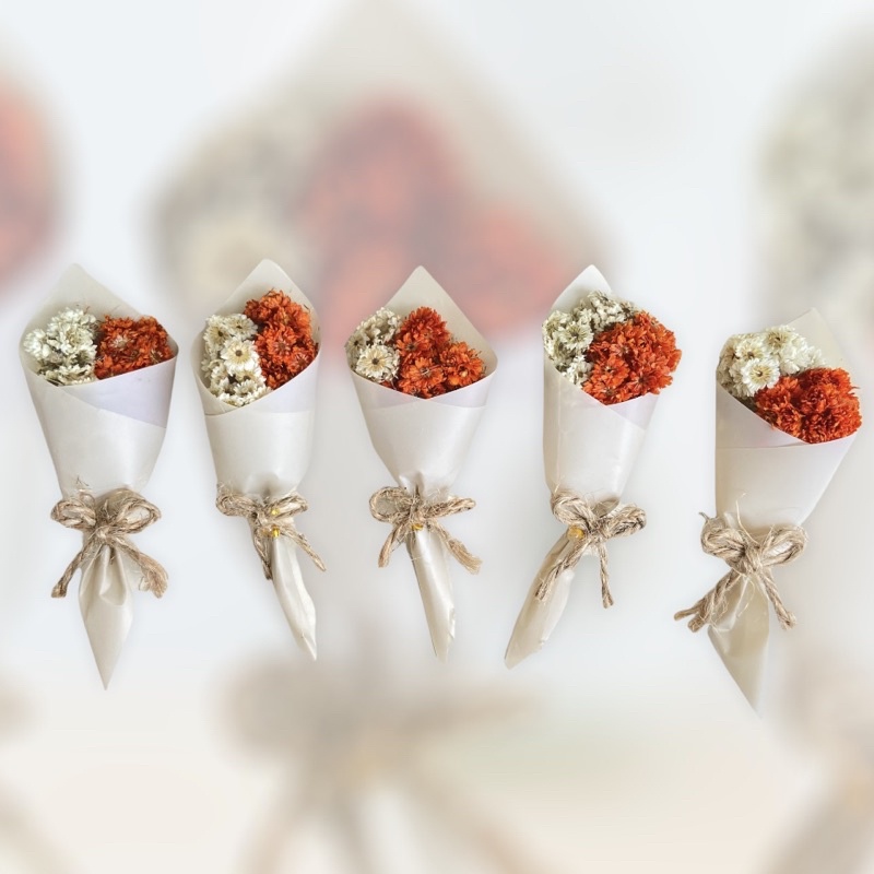Jual READY STOCK Mini Buket | Mini Bouquet | Mini Bouquet Bunga Kering ...