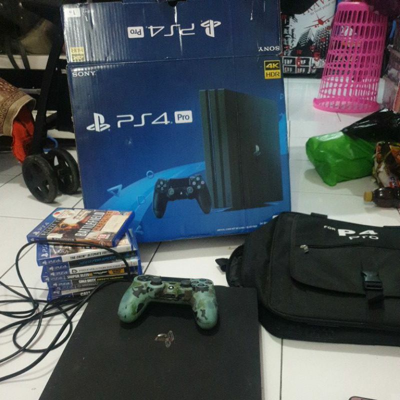 Jual PS4 PRO ORIGINAL SECOND SONY 1 TB + 10 CD + 2 STIK | Shopee Indonesia