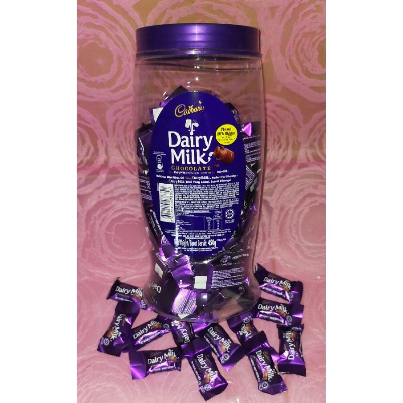 Jual Cokelat Susu Cadbury Dairy Milk toples coklat susu Chocolate ...