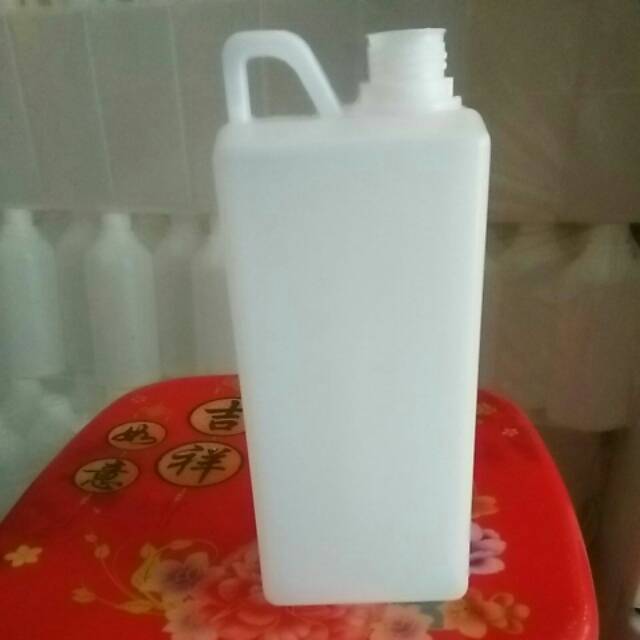Jual Jerigen Botol Plastik 1 Liter / 1000 ML | Shopee Indonesia