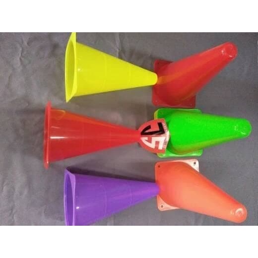 Jual Cone / Cones Kerucut rapat full untuk Latihan Olahraga 23cm ...