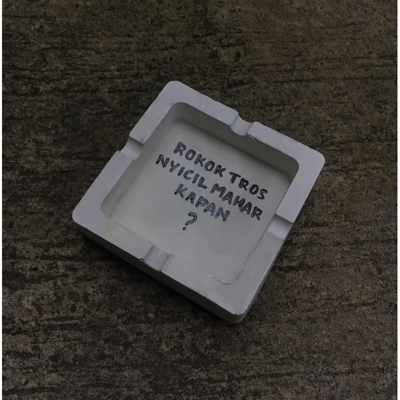 Jual asbak custom kata kata/asbak aesthetic/kadounik/kadopacar/kadocowo ...