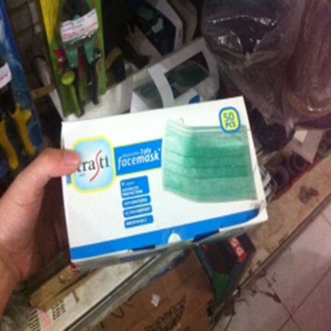 Jual disposable face mask penutup hidung dan mulut masker 3 ply ...