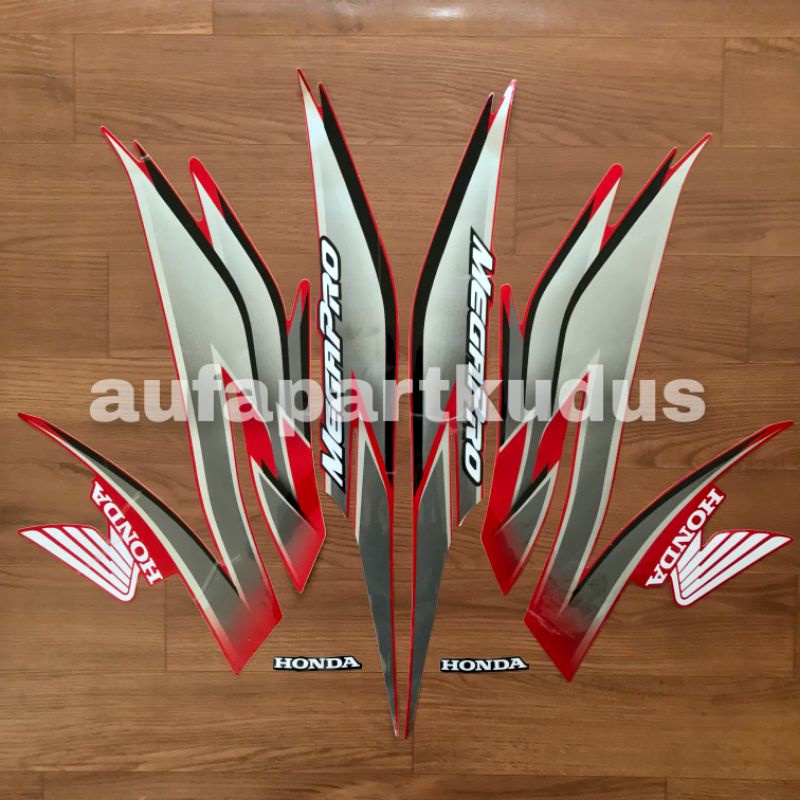 Jual Stripping strip stiker sticker lis polet Honda MegaPro Primus thn ...