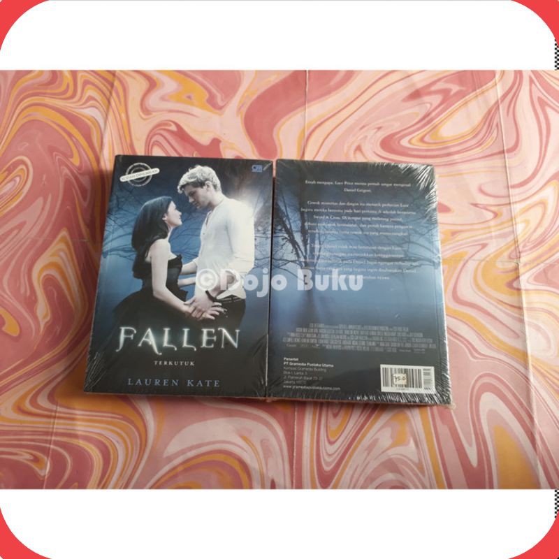 Jual Buku Fallen#1: Terkutuk ( Lauren Kate ) [ORIGINAL] | Shopee Indonesia