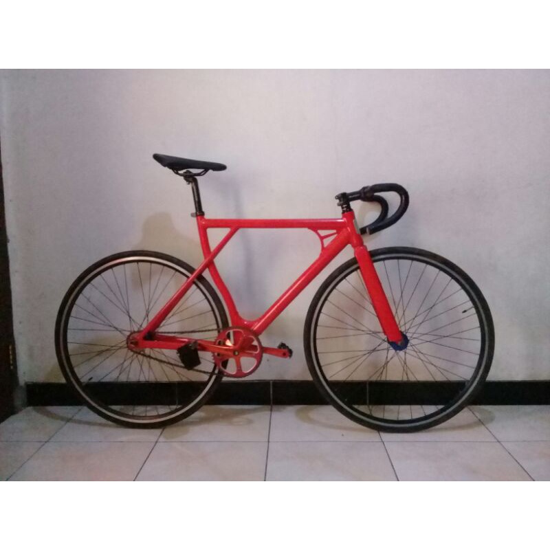 Jual Sepeda Fixie Airwalk Airtrack Size 53 Alloy | Shopee Indonesia