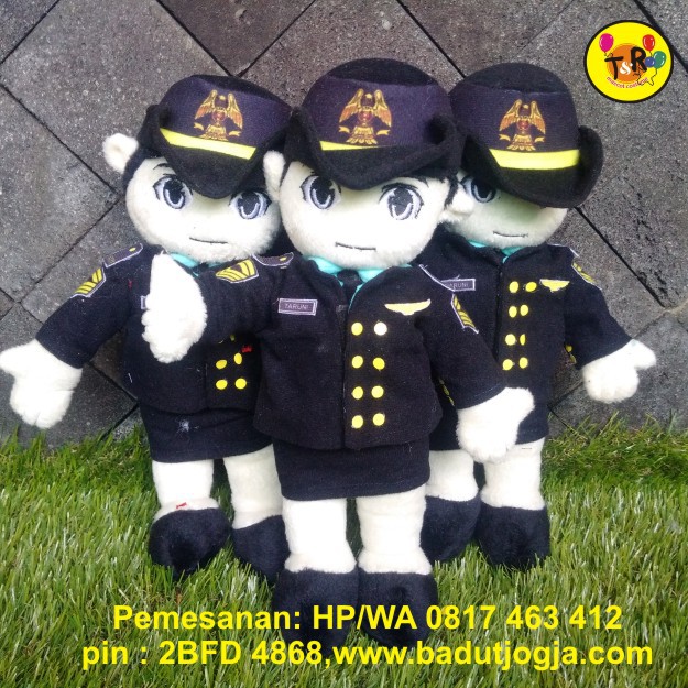 Jual Boneka Profesi Polisi Wanita /Akmil Taruna dan Taruni 25cm ...