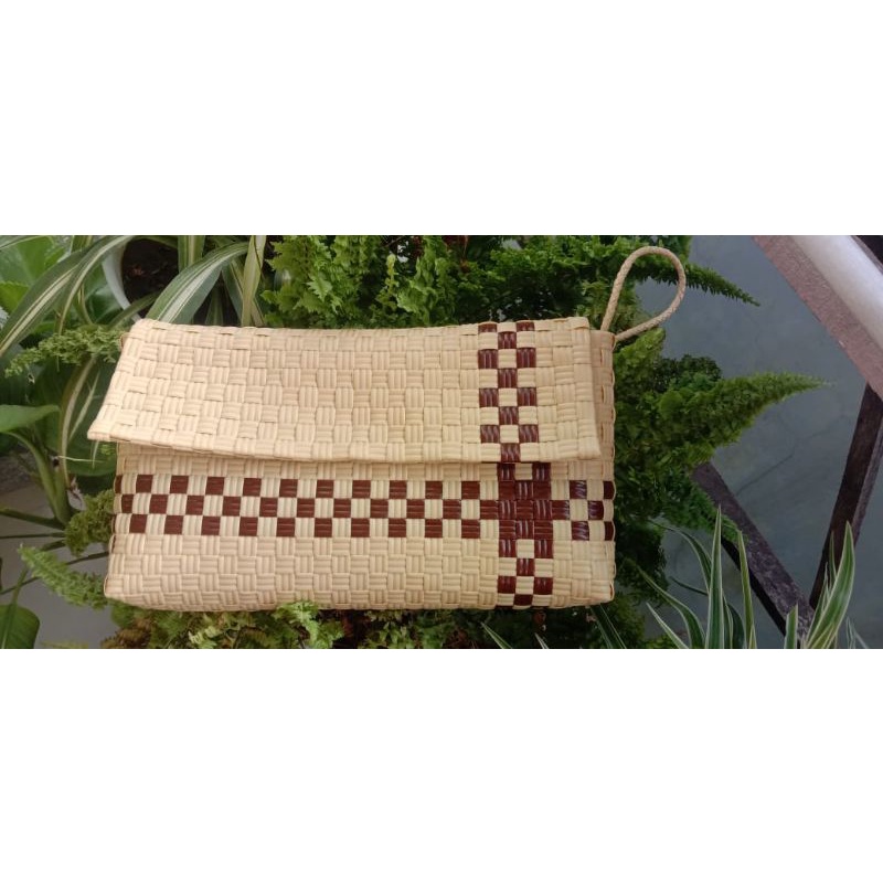 Jual Dompet anyaman jali | Shopee Indonesia