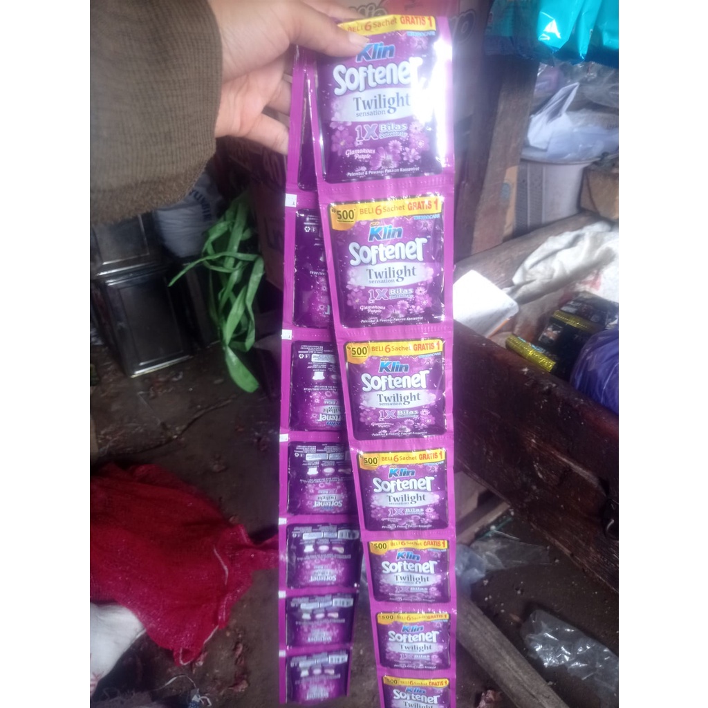 Jual soklin softener pewangi pakaian 1 renceng | Shopee Indonesia
