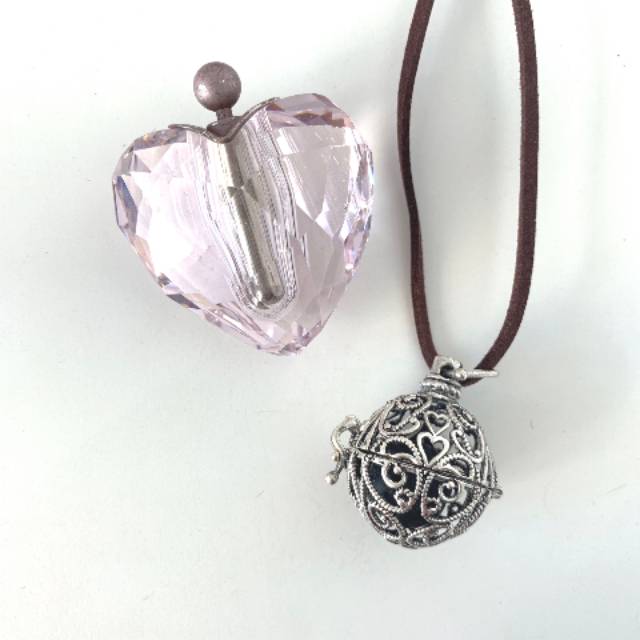 Jual Filigree Heart kalung diffuser | Shopee Indonesia