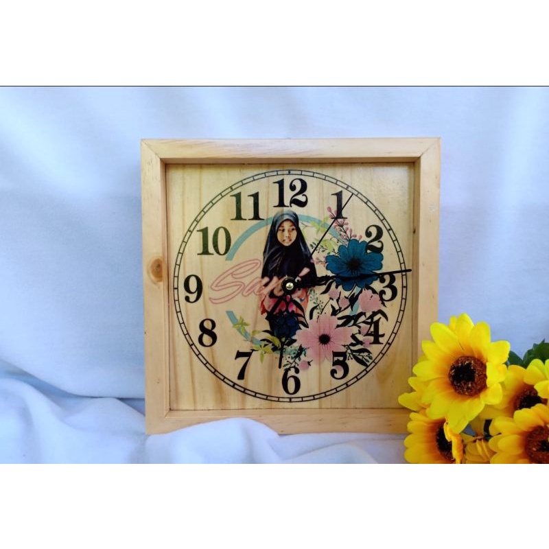 Jual Frame jam kayu / kado ultah / kado pernikahan / kado wisuda / jam ...