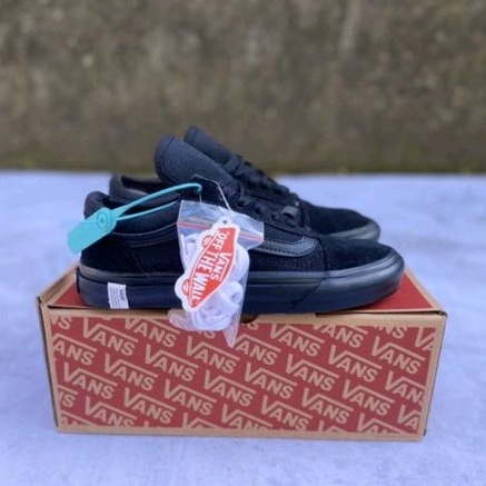 Jual Vans Oldskool Full Black / Sepatu Sekolah / Sepatu Hitam Polos ...