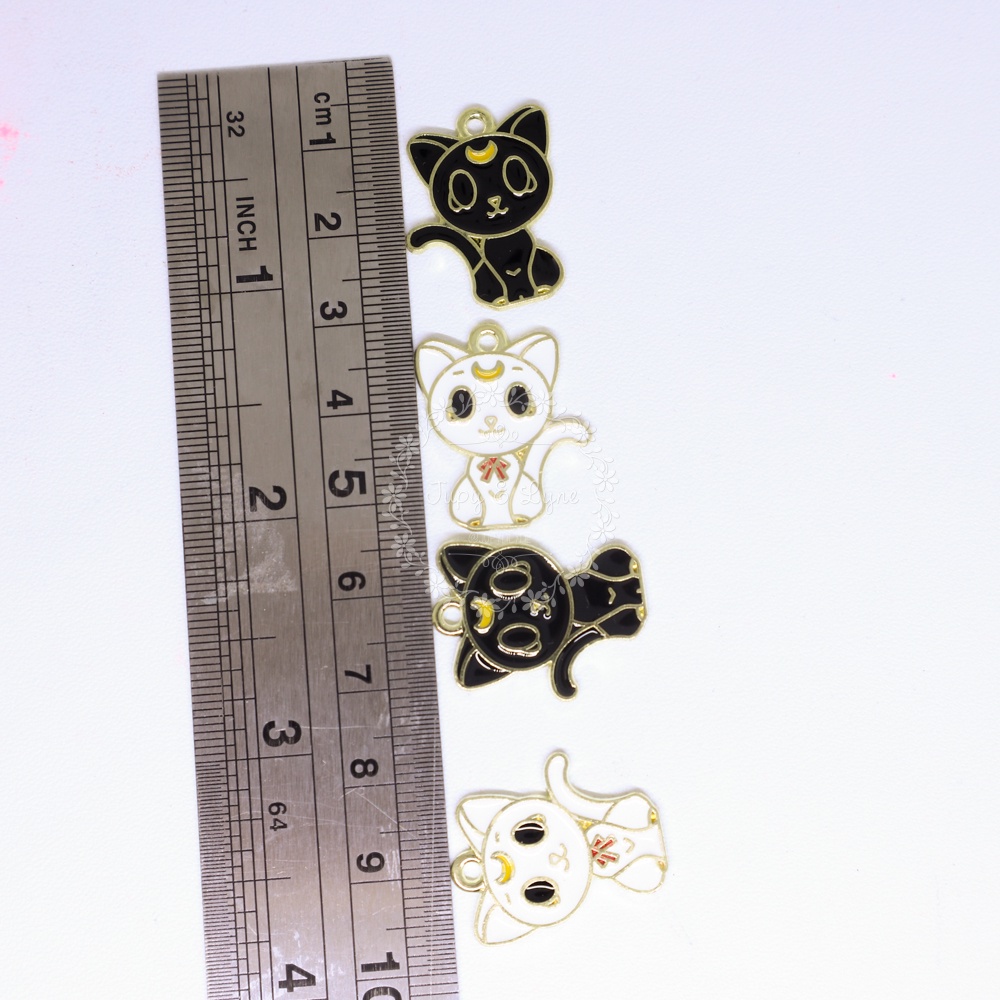 Jual code 1075 charm Luna artemis cat kucing anime sailor per 1 buah ...